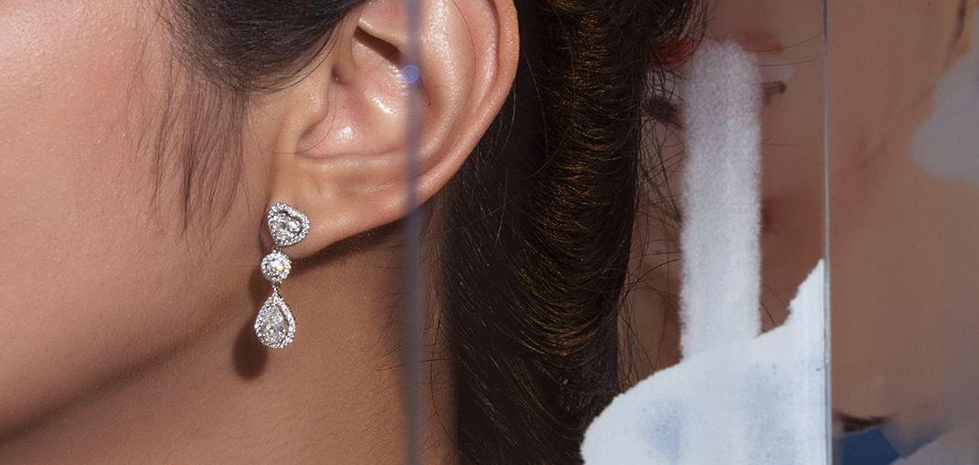 Kenali 3 Model Anting Emas Paling Mahal & Terkenal Sepanjang Sejarah