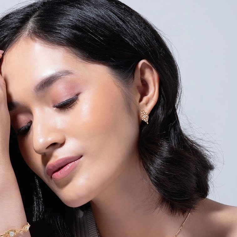 Intip Model Anting Emas Terbaru The Palace Jeweler Rancangan Samuel ...